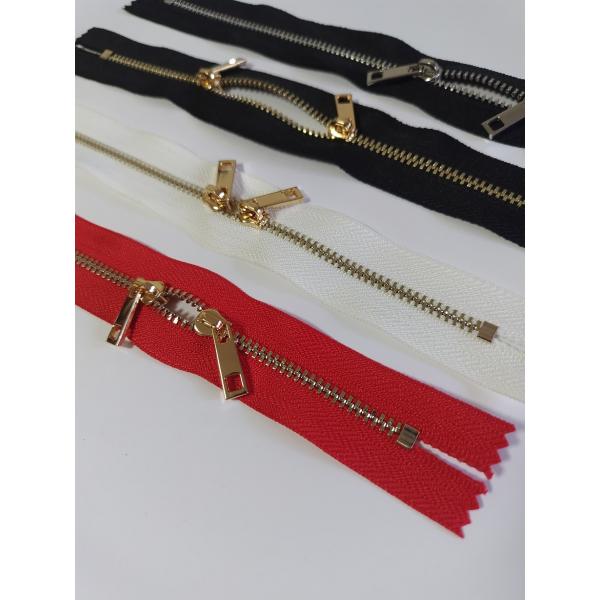 【発売日：2022年02月21日】■有効長さ：20ｃｍ■総長さ：約23ｃｍ■全10色■ファスナー幅約27mm金属ファスナー  テープ部分：ポリエステルエレメント部分：金属エレメント部分カラー:ゴールド/シルバー中国製※40枚まではメール便(...