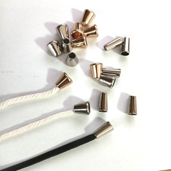 【発売日：2025年06月15日】紐止め金具  ループエンド数量：6個素材：合金カラー：シルバー/ゴールド※準備が整い次第発送しますので、日付指定はできません。※送料について※メール便(200円)、3,980円以上ご購入する場合、送料無料で...