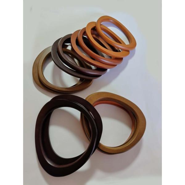 【発売日：2023年09月27日】ウッドハンドル 木製持ち手　サイズ：  内側直径横約１０.６cm　縦9.9cm入り数：2本入素材：中密度繊維板【以下ご了承いただきたく、お願い申しあげます。】※２セットまではメール便(200円)それ以上の数...