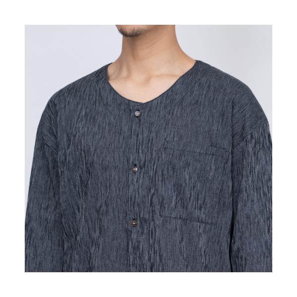 真夏にぴったりの冷感・消臭機能を兼ね備えた冷感甚平。ルームウェアとしても、就寝時にもおすすめ。汗に反応しひんやり冷たく感じられる、《氷撃冷感プリント》加工の新感覚甚平。扇風機などの風があたると更に冷たさを感じます。【消臭機能】表面にあるミク...