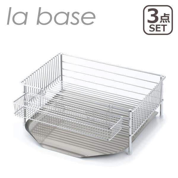 【 シンプルこそ使いやすい。ステンレス製水切りカゴ 】使いやすさを追求した結果、まっすぐのワイヤーが並んだシンプルな仕様に。溶接部分が少ないから水垢がたまりにくく、水キレの良い衛生的なデザイン。トレーは斜めに傾いているので、水がトレーにたま...