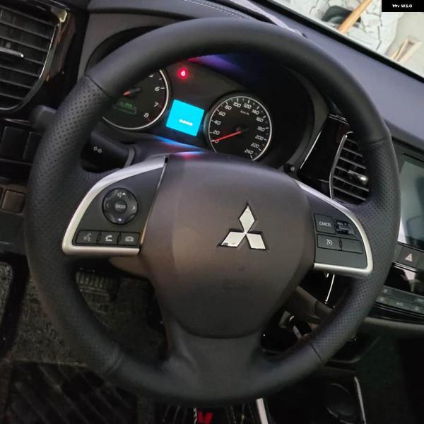 カスタム DIY マイクロファイバーレザー カーステアリングホイールカバー 三菱 アウトランダー 2013 2014 ASX L200 2015 2016 ミラージュ 2014 カスタム パーツ アクセサリーSize:26*15*6Spec...