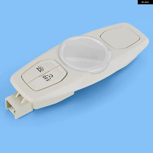 BM5113776ED3AM1 BM5113776EE3AM1 BM5113776EA3AM1 デュアルスイッチ室内ドームマップライト フォード フォーカス MK3 2011-2018 カスタム パーツ アクセサリーHigh-concern...