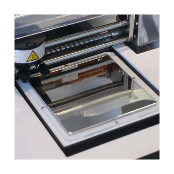 メタルプリンター METAZA メンテナンス用大判プレート PTSQ8080打刻ピンのメンテナンス時に必要になる大判プレート。プレートの大きさがMETAZAの限界印刷範囲と同じサイズなので、打刻位置が中央に来ているのかどうかが判別できます。...