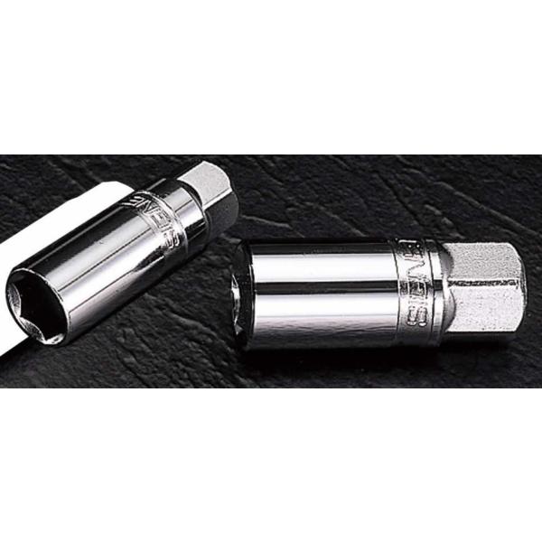 ※在庫品ではありません！メーカー確認後の出荷となります！確認後欠品・廃番等の問題が発生しましたらご連絡いたします！ご了承願います　◆ミラー仕上げのメッキが美しいプラグ専用のソケット。◆サイズ()：5/8◆全長(L；mm)：64◆差込角(ＳＱ...