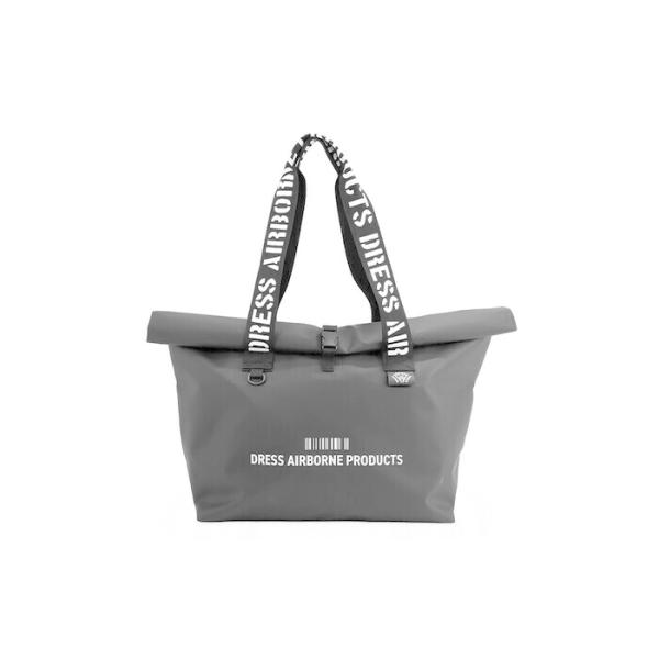 ※在庫品ではありません！メーカー確認後の出荷となります！確認後欠品・廃番等の問題が発生しましたらご連絡いたします！ご了承願います　◆40Lの大容量であらゆる物を収納可能です。◆雨などの水の浸入を防ぐ縫い目のない溶着加工仕様!◆お手入れも簡単...