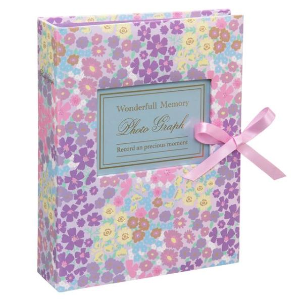 ●・写真収容枚数Lサイズ2段200枚収容可能●・溶着式ポケット50枚白色台紙●・表紙はかわいい花柄のデザイン●・表紙にフォトフレームが付いたアルバム