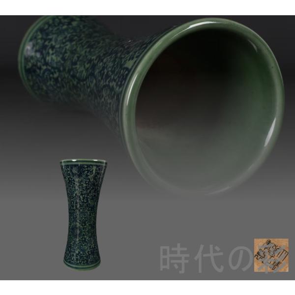 緑釉 青花纏枝紋 花插 花瓶 花器 古陶磁 中国古美術 唐物 骨董 希少品 26032708ご覧頂きましてありがとうございます。商品のサイズは（約）：高さ：21.3cm口径：8.9cm※実寸は素人採寸のため多少の誤差が生じる場合がございます...