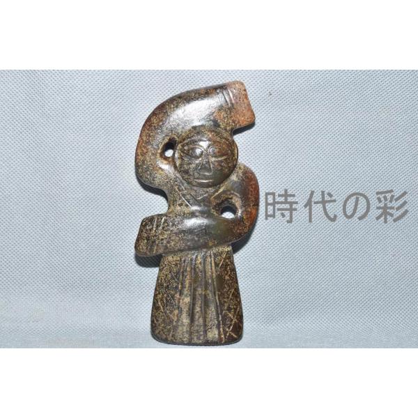 中国古美術 紅山文化風 河磨玉 人物像 玉彫刻 玉器 置物 古代風 中国古美術 古玩 コレクション 工芸品 飾り R08071913ご覧頂きましてありがとうございます。商品のサイズは（約）：重さ：約280g※実寸は素人採寸のため多少の誤差が...