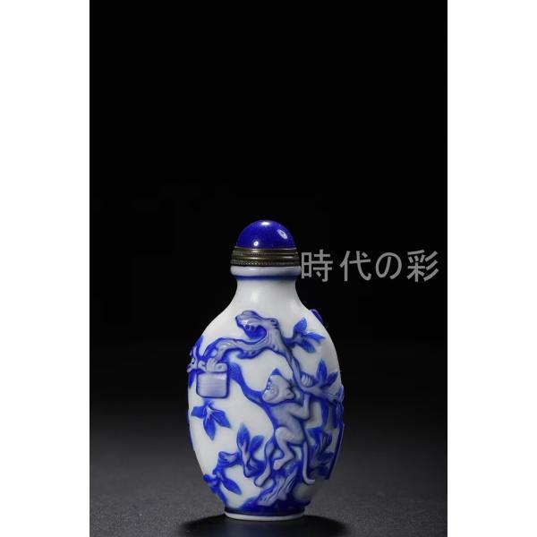 【手彫り 猿図浮彫 琉璃鼻煙壺】中国古美術 琉璃細工 鼻煙壺 手彫り 唐物 古玩 工芸品 R08082026ご覧頂きましてありがとうございます。商品のサイズは（約）：高ささ81×幅43×厚さ29mm重さ：63g※実寸は素人採寸のため多少の誤...
