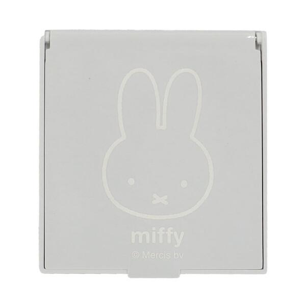 ポイント消化に最適大人気「miffy (ミッフィー)」の「フェイス」シリーズ第6弾。シンプルなお顔の王道デザインは、人気が衰えないデザインです。ポーチにも入れて持ち運びしやすい、Sサイズ「ミラー」です。フタを大きく開くと、スタンドになって便...