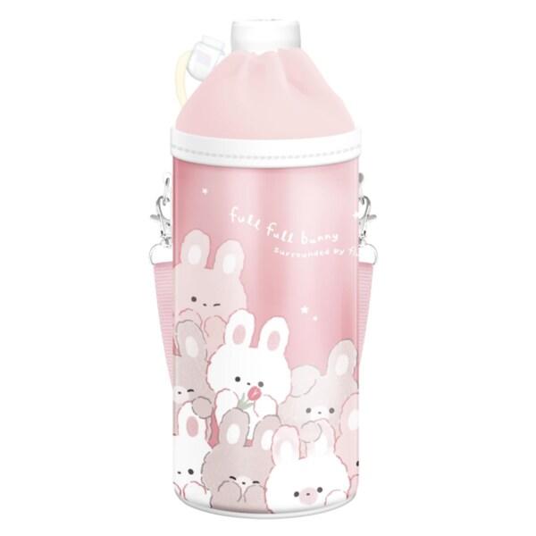 ふわふわ&amp;キュートな「フルフルバニー」デザインのボトルホルダーが登場!ペットボトルや水筒をしっかり収納しながら、お出かけがもっと楽しくなるアイテムです。・500mlサイズ対応　一般的なペットボトルやスリムタイプの水筒にぴったりフィッ...