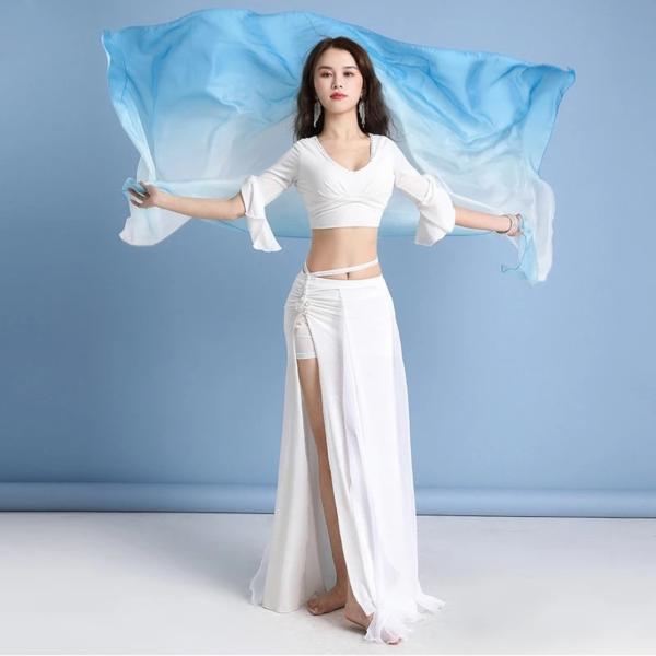 ベリーダンスベール グラデーション 水色×ホワイト 高品質シルクライク 合成素材 長方形ショール 270×114cm ステージ・レッスン用 オリエンタルダンスアクセサリー甘美な魅力を放つベリーダンス用の長方形ベール。白から水色へのグラデーシ...