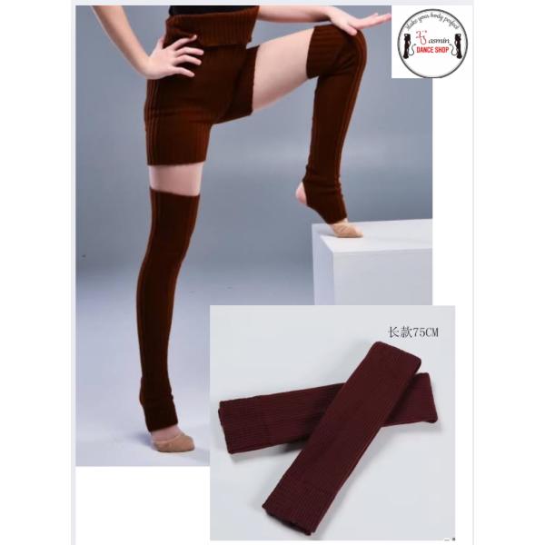 長さ75cmのロングタイプは、足首からふくらはぎ、膝上までしっかりとカバーし、冷えやすい下半身を温かく保ちます。特にバレエのレッスンでは、バーレッスン中に脚部の腱や筋肉を温めておくことがとても大切です。このレッグウォーマーは、筋肉や腱を冷え...