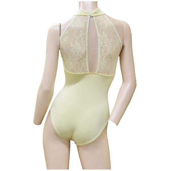 レースのホルターネックタイプでありながら、大きく開いたホールバックに背中を綺麗に魅せるレース使いが印象的なレオタードです！胸裏地付き、バストカップポケット付きなので喜ばれます♪ベースの生地はとても着心地の良い素材です♪素材／ナイロン、ライク...