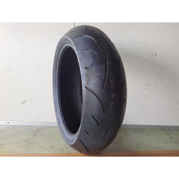 [商品情報][管理番号] B1232[メーカー] ダンロップ(DUNLOP)[品名] SPORTMAX Roadsport (チュ−ブレス)[サイズ] 190/50ZR17 73W[製造年] 2017年製[残溝] イボ・ライン付ひと転がし ...