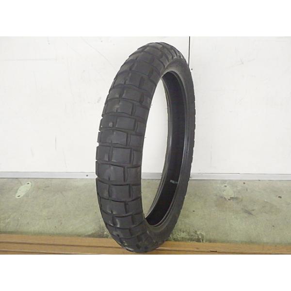 [管理番号] B1385[メーカー] ピレリ(PIRELLI)[品名] SCORPION RALLY  STR (チュ−ブレス)[サイズ] 120/70R19 60V M+S[製造年] 2018年製 (中国製)[残溝] ※残溝は画像にてご判...