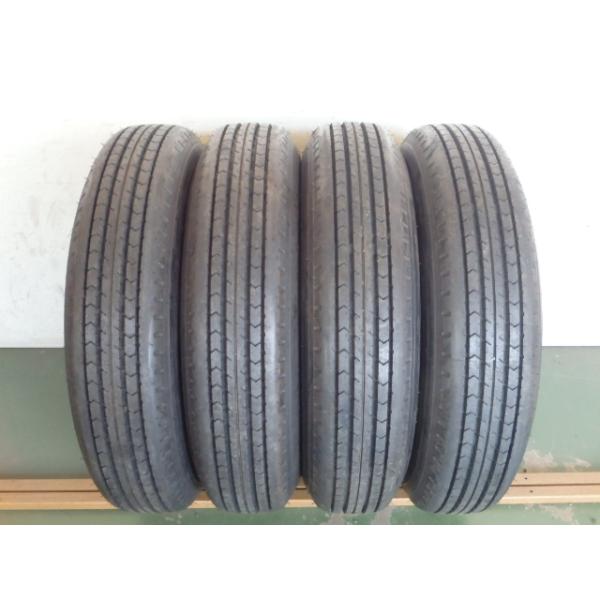 [商品情報][管理番号] L18546[メーカー] ダンロップ(DUNLOP)[品名] SP110[サイズ] 225/80R17.5 123/122L[製造年] 2019年製 (日本製)[残溝] うすイボ付ひと転がし (9.9分山程度)[本...