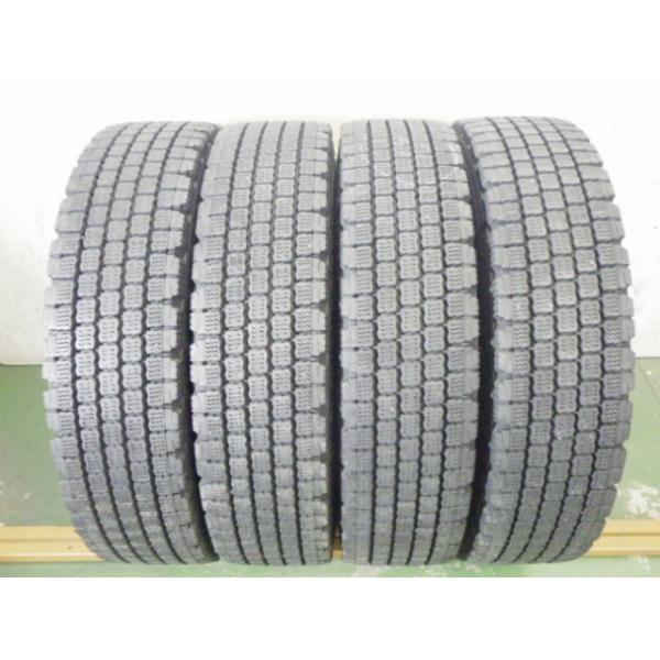 [商品情報][管理番号] L19649[メーカー] BRM[品名] V-STEEL STUDLESS W910[サイズ] 225/80R17.5 123/122L[製造年] 再生タイヤ[残溝] センター付近：約7.4-8.5mm[本数] 4...