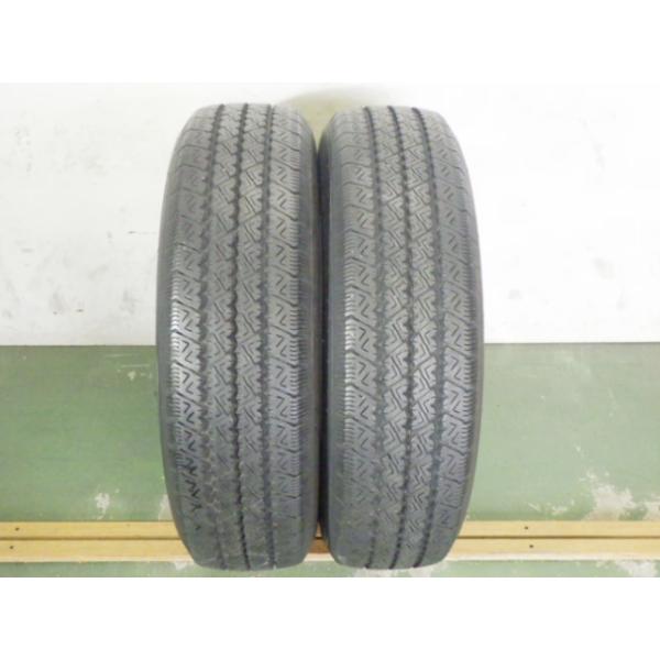 [商品情報][管理番号] L19939[メーカー] ブリヂストン(BRIDGESTONE)[品名] V-STEEL RIB 265[サイズ] 215/70R17.5 118/116L[製造年] 2017年製 (日本製)[残溝] センター付近...