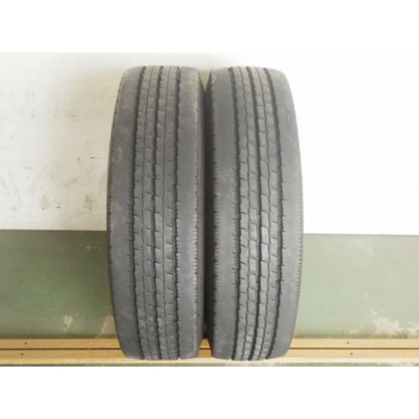 [商品情報][管理番号] L20101[メーカー] トーヨータイヤ(TOYO TIRE)[品名] DELVEX M134[サイズ] 215/85R16 120/118N[製造年] 2023年製 (日本製)[残溝] センター付近：約6.3-7...