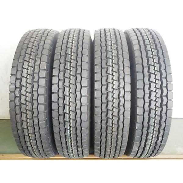 [商品情報][管理番号] L20201[メーカー] トーヨータイヤ(TOYO TIRE)[品名] Hyparadial M614 (チュ−ブタイプ)[サイズ] 7.00R15 10PR[製造年] 2023年製 (日本製)[残溝] イボ付ひと...