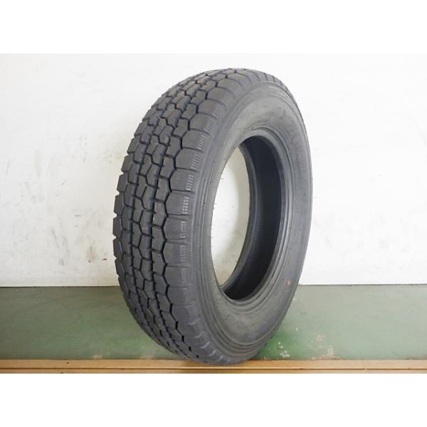 [商品情報][管理番号] L20228[メーカー] ダンロップ(DUNLOP)[品名] SP LT21M[サイズ] 205/75R16 113/111L[製造年] 2022年製 (日本製)[残溝] イボ付ひと転がし (9.9分山程度)[本数...