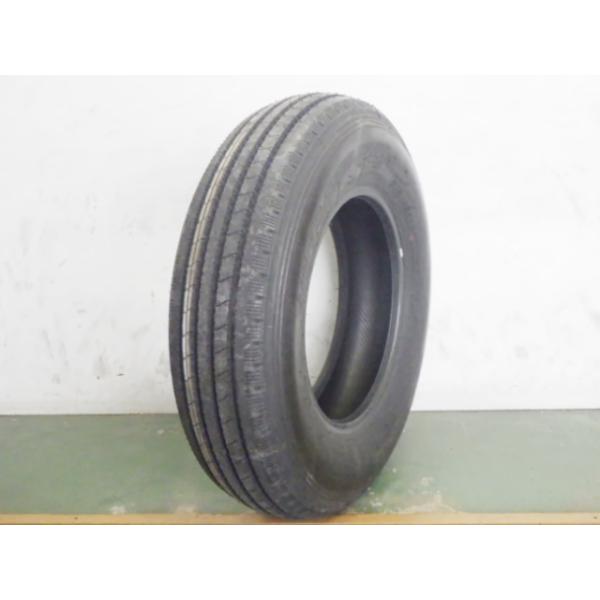 [商品情報][管理番号] L20244[メーカー] ヨコハマ(YOKOHAMA)[品名] SUPER STEEL RY108A[サイズ] 205/85R16 117/115L[製造年] 2017年製 (日本製)[残溝] イボ付ひと転がし (...