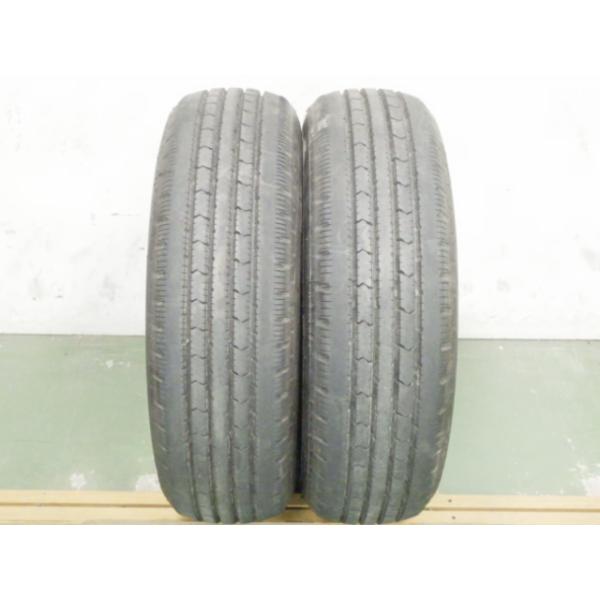 [商品情報][管理番号] L20352[メーカー] ブリヂストン(BRIDGESTONE)[品名] V-STEEL RIB R202[サイズ] 225/70R16 117/115L[製造年] 2018年製 (日本製)[残溝] センター付近：...
