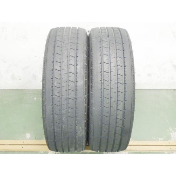 [商品情報][管理番号] L20455[メーカー] グッドイヤー(GOODYEAR)[品名] FLEXSTEEL G223[サイズ] 225/60R17.5 116/114L[製造年] 2016年製 (日本製)[残溝] イボ付ひと転がし (...