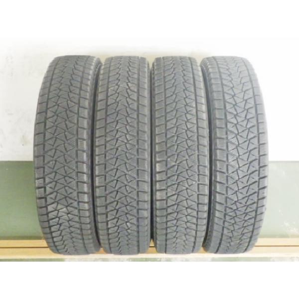 [商品情報][管理番号] P3633[メーカー] ブリヂストン(BRIDGESTONE)[品名] BLIZZAK DM-V2[サイズ] 175/80R16 91Q[製造年] 2018年製 (日本製)[残溝] センター付近：約7.7-7.8m...