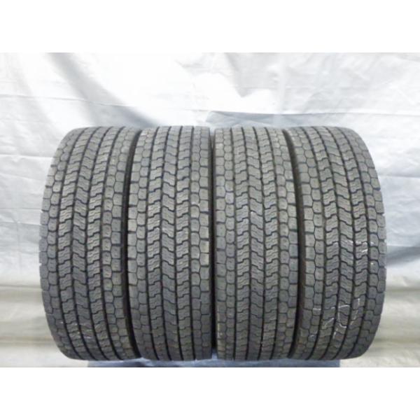 [商品情報][管理番号] UT3237[メーカー] YTR[品名] 902ZE[サイズ] 265/70R19.5 140/138J[製造年] 再生タイヤ[残溝] センター付近：約15.7-15.9mm (8分山程度)[本数] 4本トレッド面...