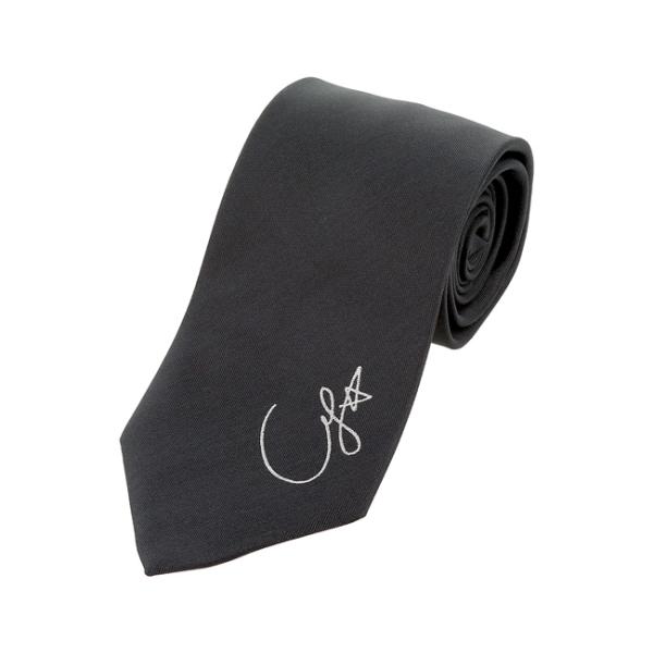 ■商品仕様スペックデータ素材：シルク100%大剣幅：8.0cm■商品説明(2025.10.17 発売商品)オーダースーツSADAとのコラボレーションネクタイ！JAPANで活躍する松吉輝宗プロモデルと坂口優希恵プロモデルの2タイプをラインナッ...