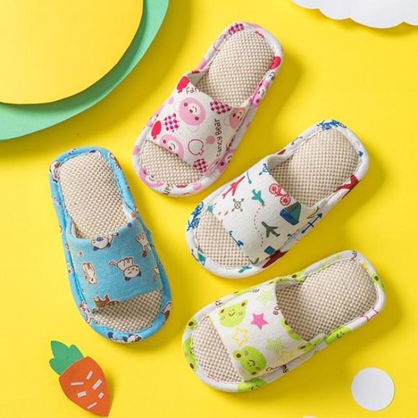 ジュニア スリッパ ルームシューズ 子供 室内靴 滑り止め シューズ 部屋靴 柔らかい オールシーズン 男女兼用 カジュアルシューズ リラックス子供用のルームシューズが新吸湿性・通気性に優れて肌に優しい素材を厳選、最適な履き心地を与える滑り...