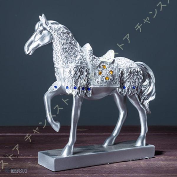 【商品名】 ：馬の置物【素材】：樹脂（ポリレジン）【スタイル】：北欧風、モダン【サイズ】タイプ1＝長さ（25cm）幅（6cm）高さ（25cm）タイプ2＝長さ（25cm）幅（6cm）高さ（25cm）タイプ3＝長さ（25cm）幅（6cm）高さ（...