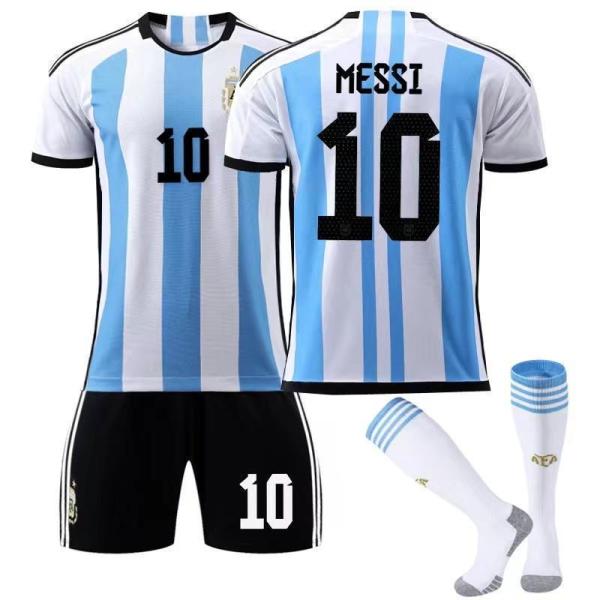 サッカーユニフォーム素材　ポリエステル（伸縮性あり）　セット内容:3点セット（Tシャツ/半ズボン/ソックス）ご購入前のご注意点：商品をお買い求めいただく際に、下記項目を参照の上、ご購入いただきますようお願い致します。※返品、交換は原則として...
