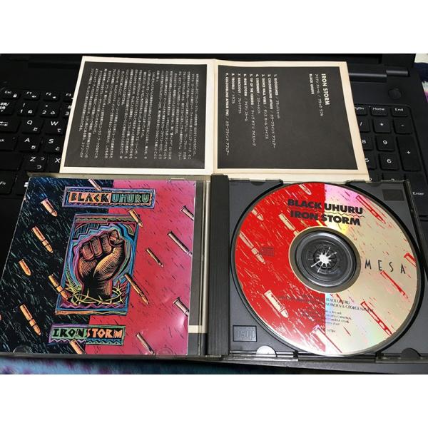 中古です。日本語解説書付。  CDそこそこ綺麗ですが、 表と裏面を超純水＋純銀ナノコロイドで掃除＆防カビ仕上げ後最後まで試聴しました。 音飛びはございませんでした。ケースはスレ、傷多々ございます。