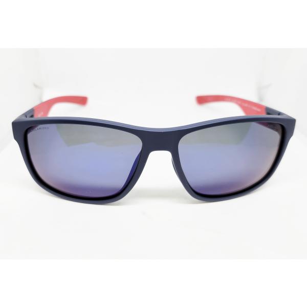 POLICEの正規品偏光 サングラスです。収納用の巾着付きSPLC43I U43P　60□15-141　定価15,400円レンズサイズ(約)：縦43ｍｍ×横60ｍｍフレーム幅　(約):148ｍｍ　フレーム　カラー　：マットネイビーテンプル＆...