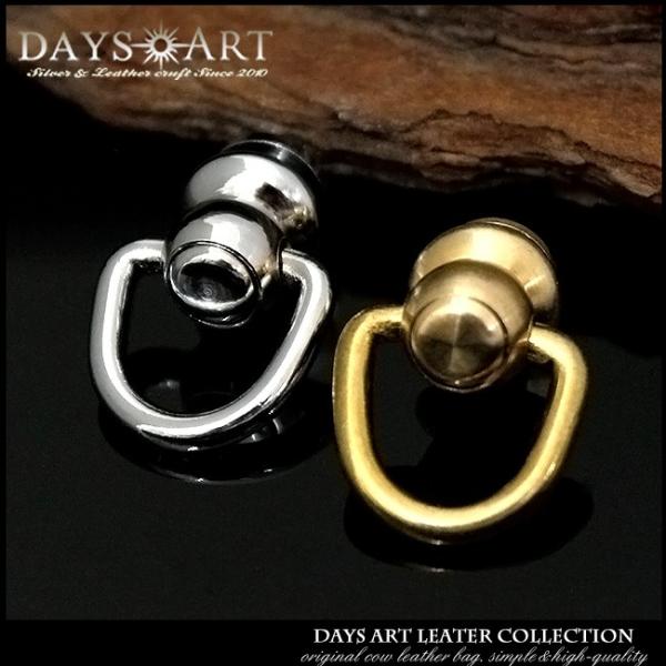 【素材】ブラス（真鍮）合金【仕様】直径約1.2cm(リング込み縦約2.2cm) 厚み約1.3cm(ネジ含まず) ネジ口径約0.5cm【特徴】オーソドックスなシンプルデザインのドロップハンドルです。ウォレットチェーン用に大活躍！ドロップハンド...