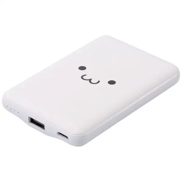 小さなバッグやポケットに入れても気にならない、薄型・コンパクトタイプのモバイルバッテリーです。約112gと軽量ながら容量は5000mAh。持ち運びにちょうどいいサイズです。小さくて軽く、持ち運びにちょうどいい、15W出力、容量5000mAh...