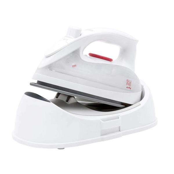 【早い立ち上がり、強いショット機能、アイロン開始可能時間もながい】スチーム持続時間は約90秒。連続ショット回数は8-10回スチームショットの再通電時間は約30秒安全装置:温度ヒューズ/240℃自動温度調節器:可変式かけ面:セラミックコートか...