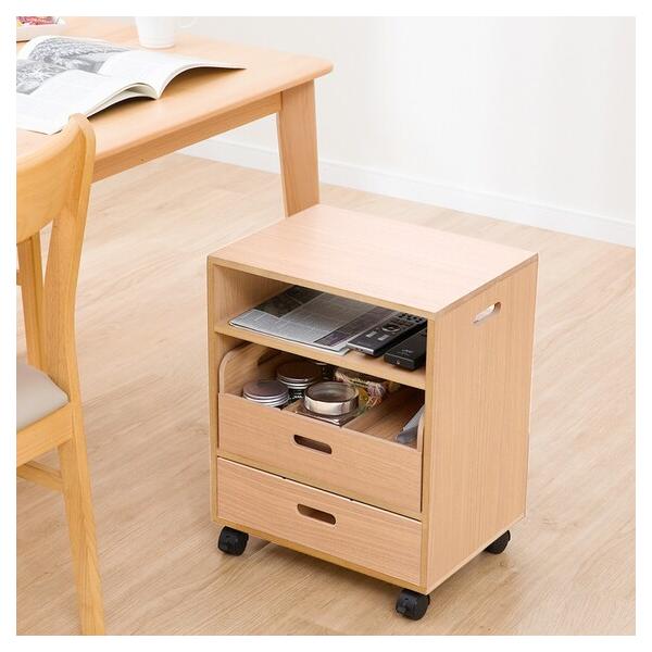 リモコンやタブレット、ティッシュ、雑誌などが散らからない部屋をつくるマルチワゴン。●リビングやダイニングで散らかりがちな小物をまとめて収納。●テーブル下に収まり、場所をとらず邪魔になりにくいです。●2段の引出し付きで、整理整頓して収納できま...