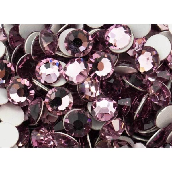 ライトアメジスト。約3.1mm。型番：43811615 カラー番号：20020