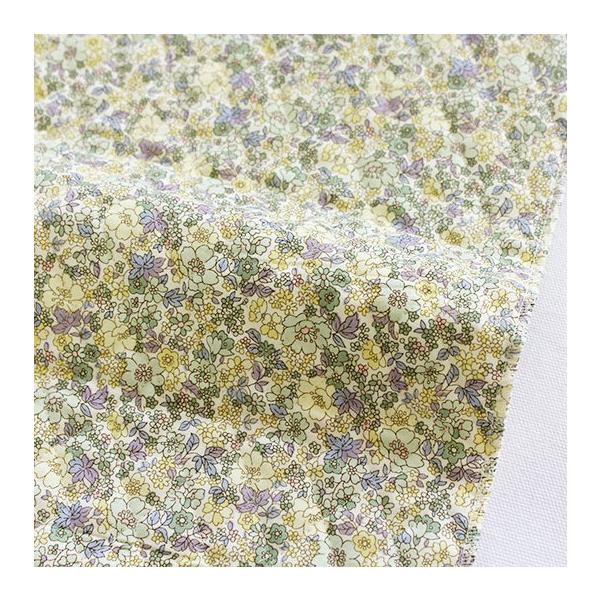 控えめな愛らしさが魅力、忘れな草をモチーフにした『FORGET ME NOT - yellow』。生成り色の生地にニュアンスのあるブルーやグリーン、イエローが甘く爽やかな印象なキルティング生地です。模様が細かく、方向が無いので、様々なアイテ...