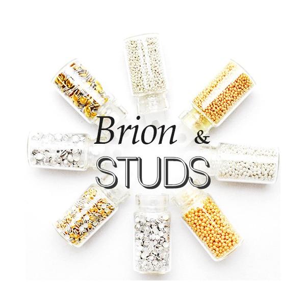 【特徴】ネイルアートに最適なブリオンとメタルスタッズのセット！使いやすい小さめサイズをお得なセットに♪【サイズ】ブリオン：ゴールド/シルバー（0.6-0.8mm / 0.8-1mm）スタッズ：ゴールド/シルバー（1.5mm / 2mm）【ネ...