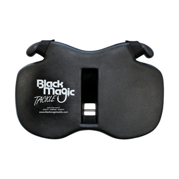 ブラックマジック社　イコライザーギンバル　スタンダードスタンダップツナ・モンスタシリーズの性能をフルに発揮させるブラックマジック社「イコライザーギンバル」の取り扱いを開始します。このギンバルは幅広のプレート面を大腿部で支えることで膝上付近で...