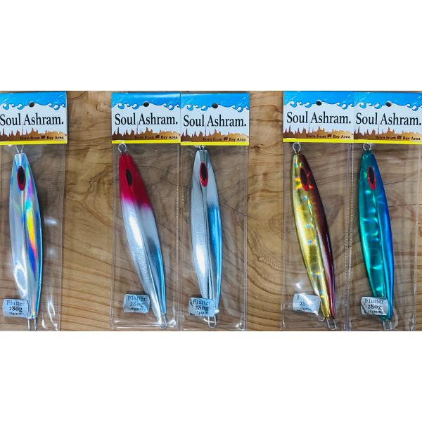 Ｓｏｕｌ　Ａｓｈｒａｍ　 Ｆｌｕｔｔｅｒ／フラッターSize：280g-158mmスロージギングの黎明期から和歌山県潮岬で、年間300日以上釣行。自作ジグでテストを重ねて数々のカンパチや多用多種の魚を釣り上げてきました。その中でも今回発売さ...