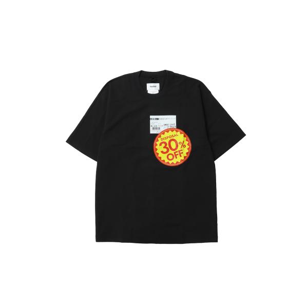 ＜商品説明＞このリサイクルコットンを使用したTシャツには、衣服の3Dデータをコンピュータのアルゴリズムが解析し、極小廃棄の設計図を自動作成してくれるSynfluxの独自技術、「Algorithmic Couture」を使用しています。廃棄量...