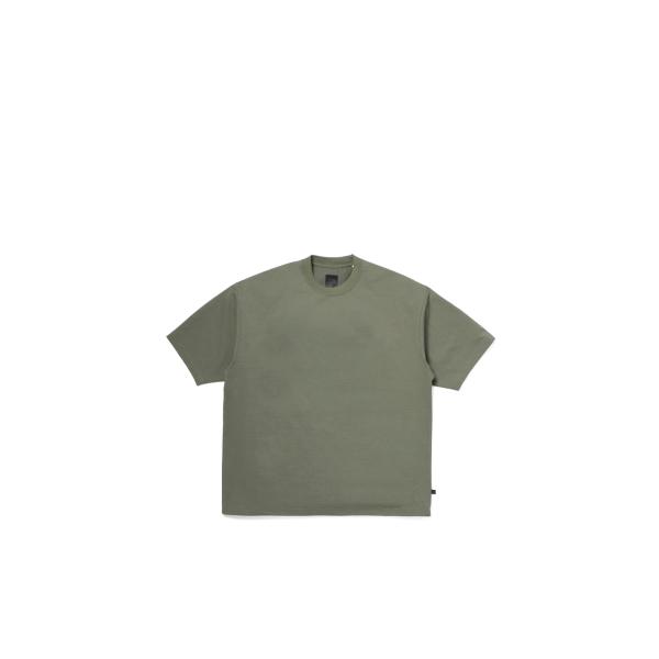 ＜商品説明＞ポリエステル素材のドローストリングTシャツ。ドライタッチなポリエステルスパン糸を表に、伸縮性のあるポリエステル糸を裏面にプレーティングした、ハリ感のあるヘビーウエイトなボディを採用。ハリがありながら、軽量で速乾性に優れ、着心地の...