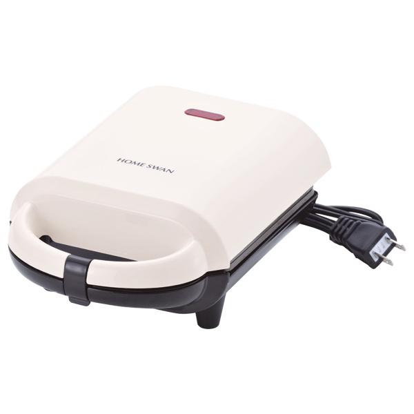 ●食パンの耳を切らずにそのまま使えるホットサンドメーカー。●食パンのサイズに合わせたプレート形状。●シングルタイプなのでコンパクトサイズ。●プレートは離型性の良いフッ素樹脂塗装。●固定式プレート●定格:AC100V50/60Hz●消費電力:...